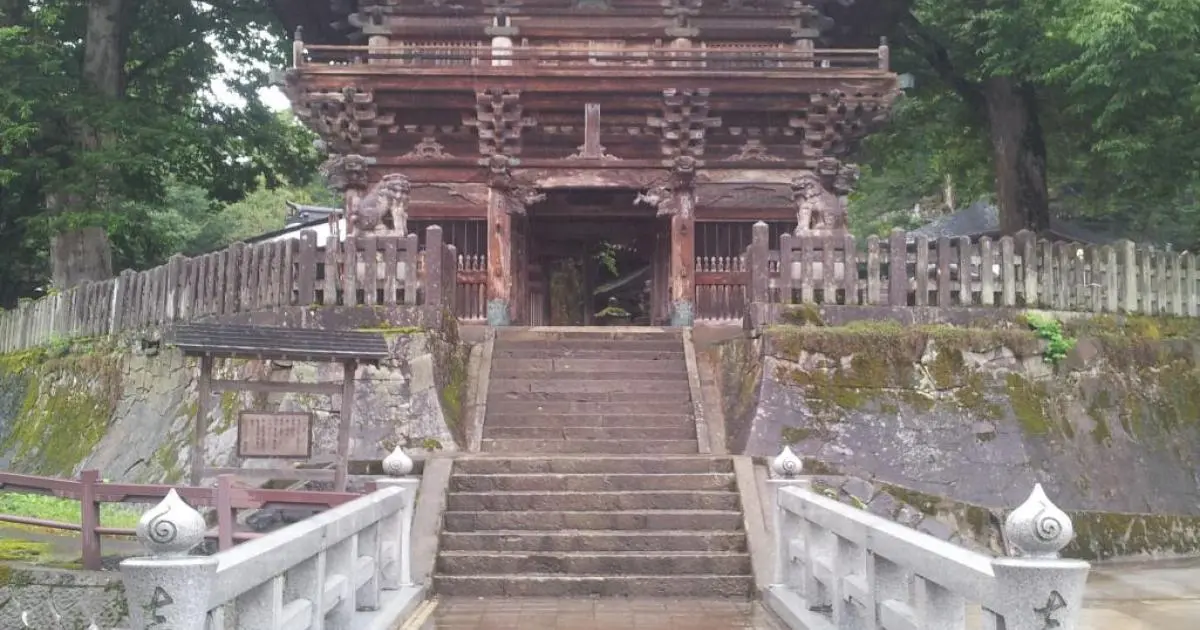 Bishamondo Temple in Urasa - Niigata - Japan Travel